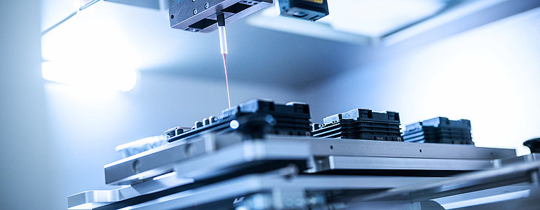 Adhesive bonding, dispensing and potting technology | Scheugenpflug GmbH